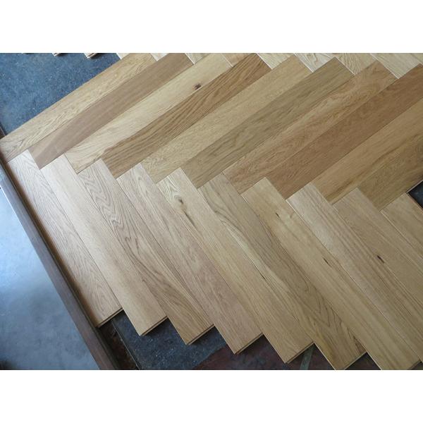 Quality Matt Natural Oak Herringbone Engineered Parquet Flooring 600 X 70 X 10MM for sale