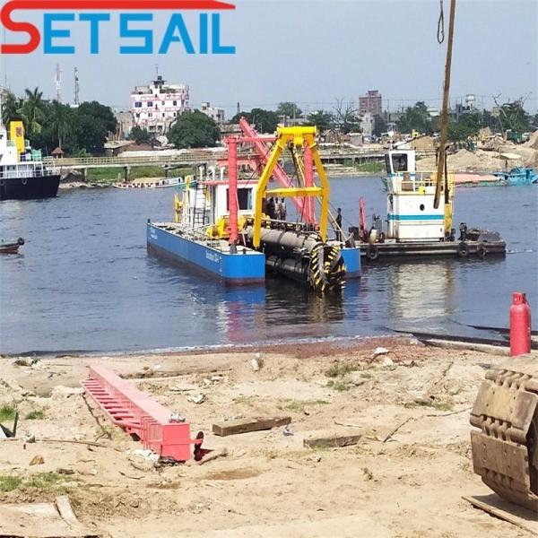 Quality Cummins 160kw Main Engine Power Cutter Suction Dredger with Pump Estimated for sale