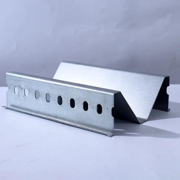 Quality Waterproof Solar Drainage Channel With Anti Slip Surface 60m/s Wind Load for sale