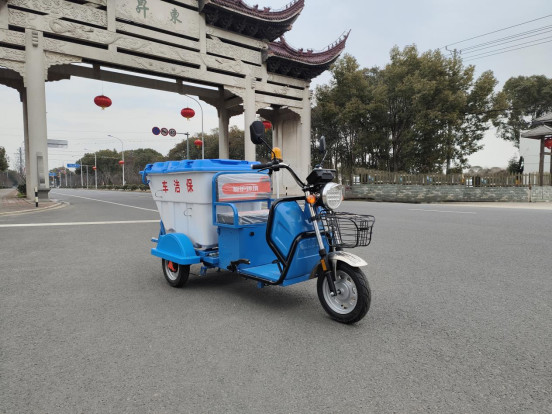 Quality High Load Capacity 48V 800W Electric Garbage Tricycle Heavy-Duty Cleaning Needs Excellent Maneuverability for sale