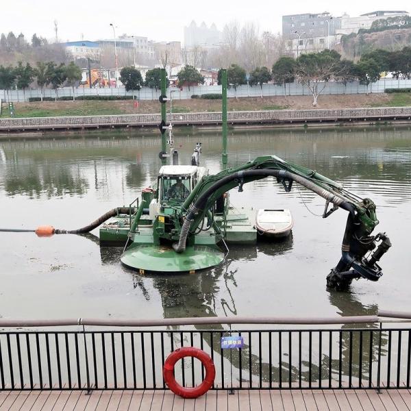 Quality Amphibious Cutter Suction Dredger and Crawler with 40000.000kg Package Gross for sale