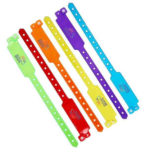 Quality Stylish Custom Printed Event Wristbands , Waterproof DuPont Tyvek Wristbands for sale