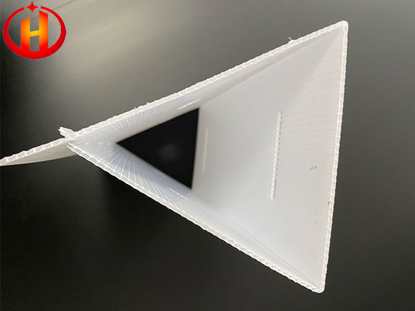 Quality Impact Resistant Corflute Plant Guards White Eco Friendly PP Material for sale