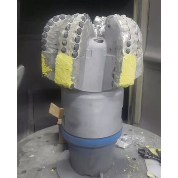 Quality API Oil Drill Bit 12 Inch Diamond PDC Drill Bit Of Steel Body for sale