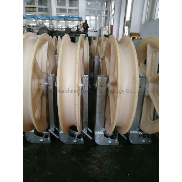 Quality 822mm Diameter Stringing Blocks With Rubber Lined Nylon Sheave For Conductor Can for sale