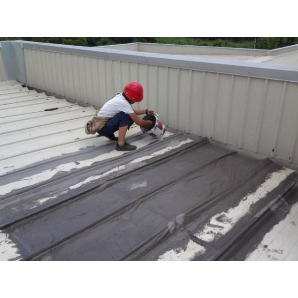 Quality Cross Layer Film Adhered Waterproof Membrane for Building Roof and Railway for sale