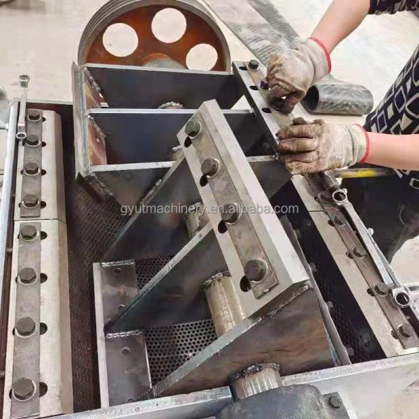 Quality Customized Coconut Husk Powder Making Machine for Coconut Fiber Processing Needs for sale