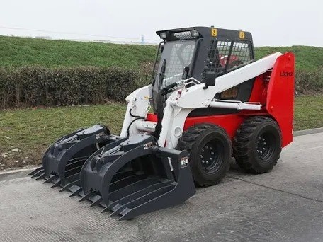 Quality CE EPA Certificate Mini Skid Steer Loader in Food Beverage Shops with Performanc for sale