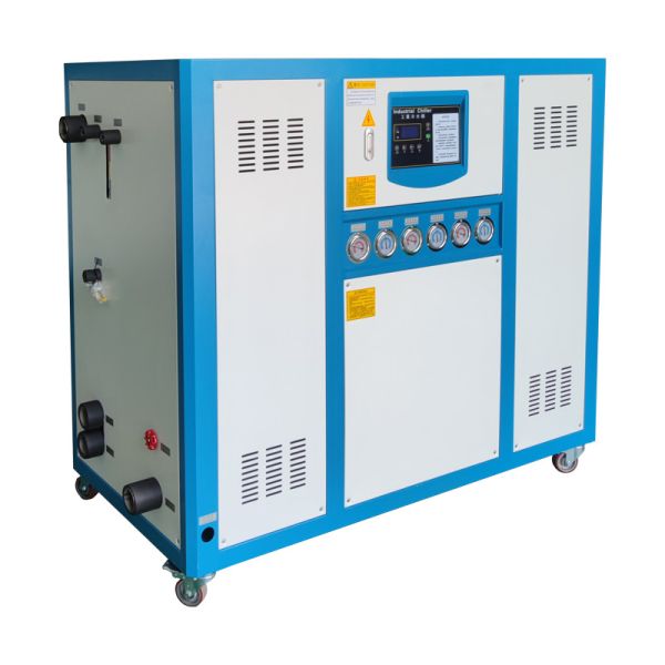Quality Compact 4.26RT Water cooled Chiller 15HP 11kw Cooling Capacity With R22 Refrigerant for sale