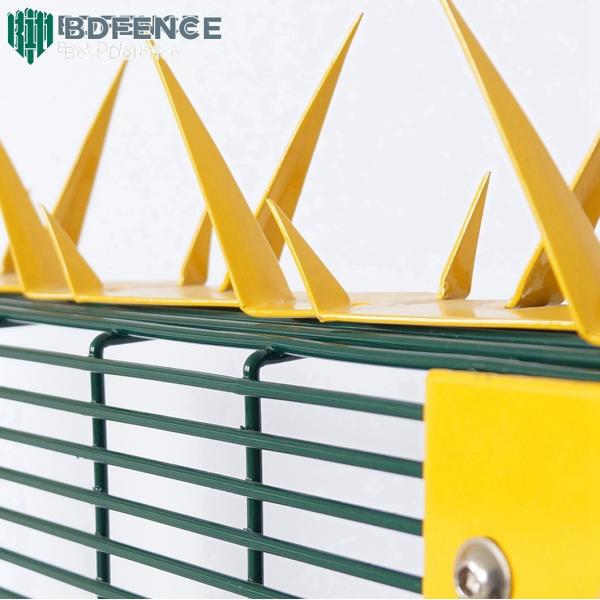 Quality Customized Galvanized 358 Security Fencing Commercial Metal Iron Panel for sale