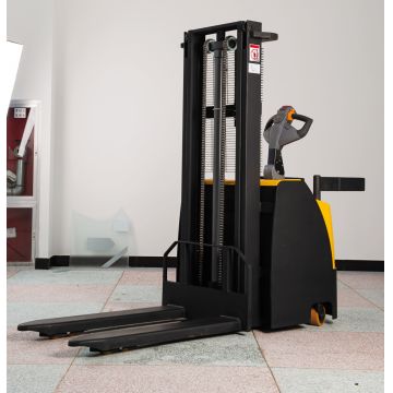 Quality Wheeled Width 550mm 3000mm Fully Electric Lift Pallet Stacker for sale
