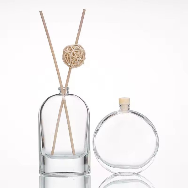 Quality Empty 100ml Luxury Round Square Clear Glass Reed Diffuser Bottle for sale