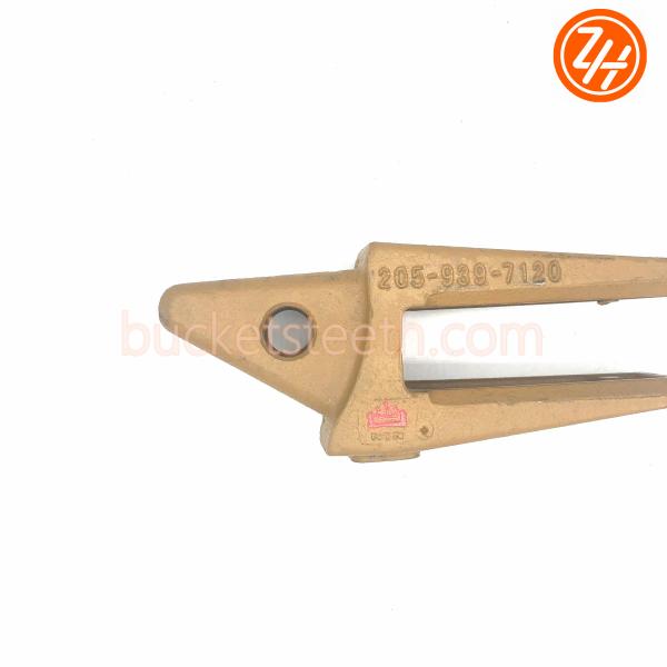 Quality 205-939-7120-40 Bucket Teeth And Adapters , PC200 Excavator Tooth Adapter for sale