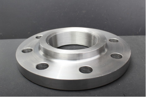 Quality Industry Pressure Vessel Flanges Welding Pipe Flanges Flangeless for sale