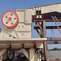 Quality Complete Stone Jaw Crusher Screening Line with 90-180tph Capacity and ISO for sale