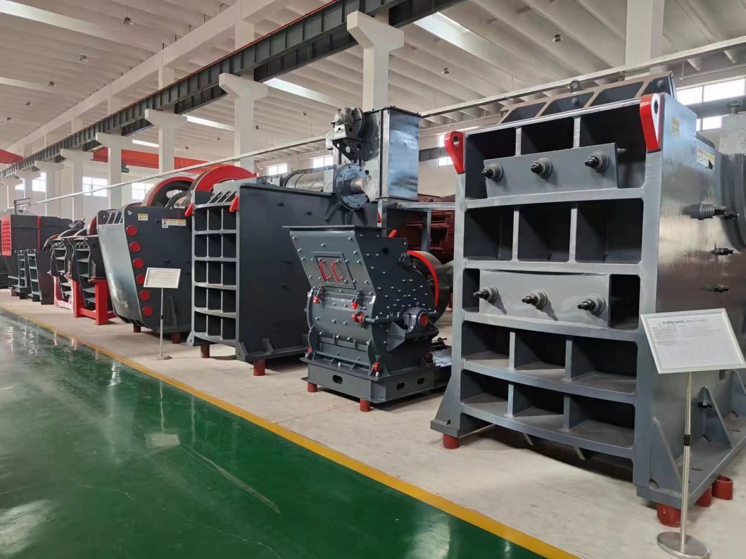 Complete Rock Crushing Machine Stone Jaw Crusher with Screening Line China Manufacturer