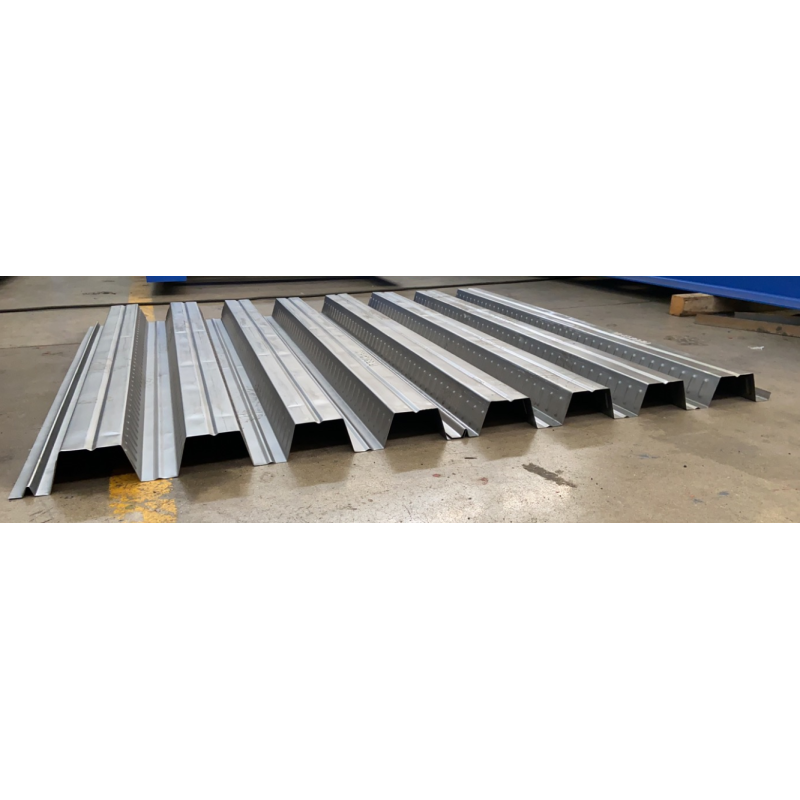 overlapping part of the metal decking machine
