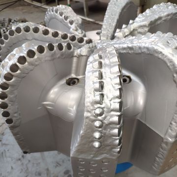 Quality Polycrystalline Diamond Compact Bits 22 Inch 7 Blades PDC Bit of Oilfeild for sale