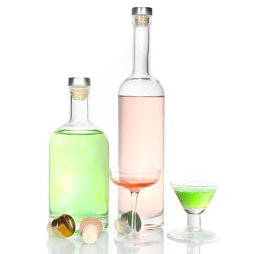 Quality Recycled Glass 700ml Spirit Bottles Round Flint Empty Liquor Bottles for sale