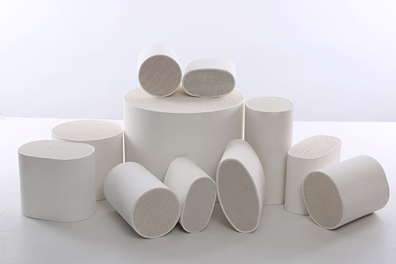 Quality Honeycomb Ceramic Catalyst DPF Substrate / 200CSI Catalytic Particle Filter for sale