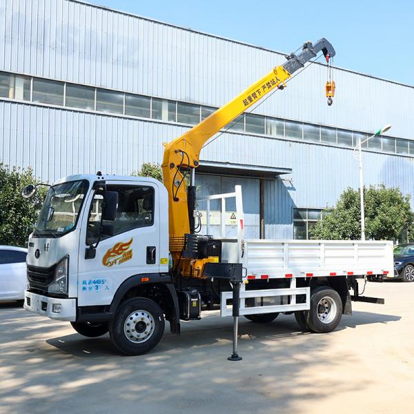 Quality small truck mounted crane truck 4x2 cargo truck with crane for sale