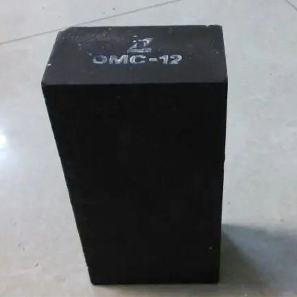 Quality Al2O3 Content Below 25% Fused Clinker Magnesium Chrome Brick for Cement Rotary Kiln for sale