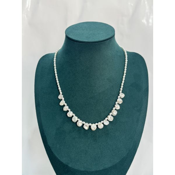 Quality Refined necklace created to complement various fashion styles ideal for businesses targeting discerning fashion consumers for sale