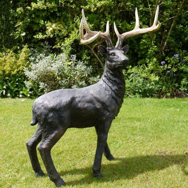 Quality Factory Wholesale life size garden yard decoration stag and buck animal sculpture bronze deer statue for sale
