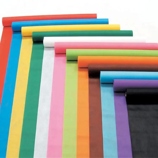 Quality Christmas Rolled Plastic Table Cover 70gsm Oilproof Multipurpose for sale