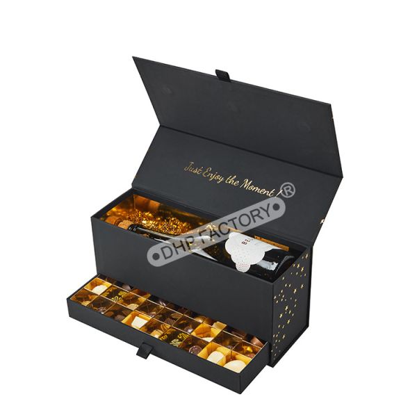 Quality Gold Paper Magnetic Chocolate Box Wine Bottle Packaging Boxes Sophisticated Design for sale