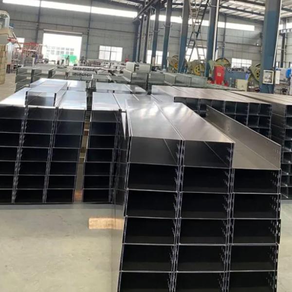 Quality Fire Resistant Silver Solid Cable Tray For Cable Routing And Protection In Steel Construction for sale