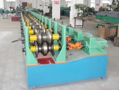 Quality 380V 60HZ 3 Phase 30Kw Main Motor Power Floor Deck Roll Forming Machine For Guardrail / Silo for sale