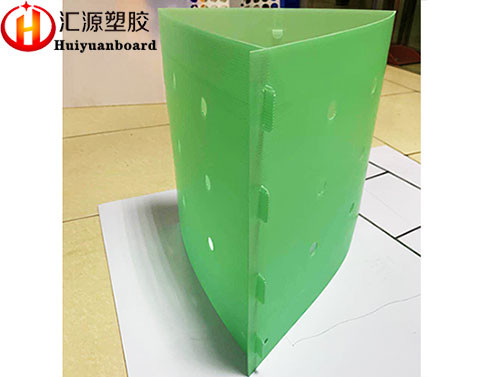 Quality Triangular Fireproof 600gsm Corflute Plant Guards for sale
