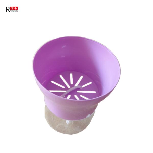 Quality Various Small Plastic Flower Pots Automatic Water Absorption And Storage for sale
