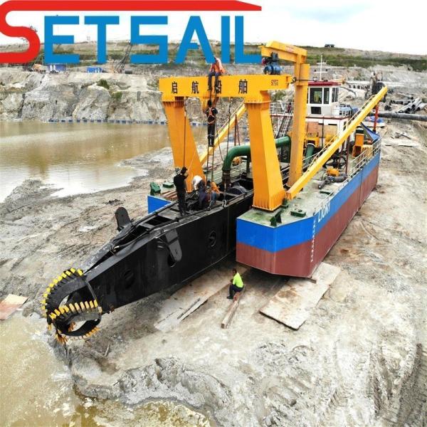 Quality 18 Inch Cutter Suction Dredger with Capacity River Sand Pump and Cumins 1137 Kw for sale