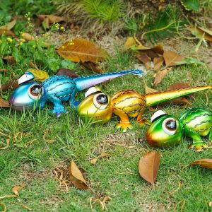 Quality Animal Metal Lizard Yard Art Outdoor Decor Creative Design Multicolor for sale