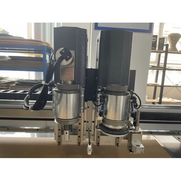 Quality Corrugated Paper Board Carton Box Sample Maker Plotter Cutting Machine for sale