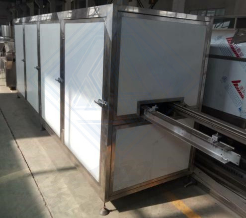 Quality Soft Candy Production Line Automatic Gummy Candy Bear Making Machine 1900*900 for sale