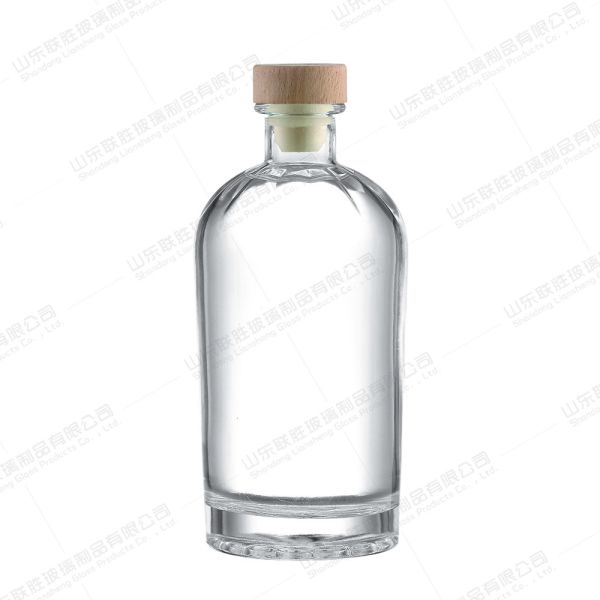 Quality Transparent 750ML Custom Label Flint Empty Bottles Glass Spirits Large Spirit Bottle for Beverage for sale
