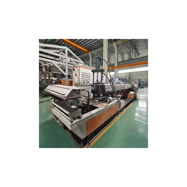 Quality Plastic Extrusion Machine with 380V Power Supply Second-Hand High Output and for sale