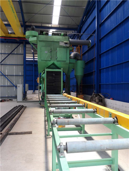 Quality Roller Conveyor Stone Shot Blasting Machine , Shot Blasting Machine For Casting for sale