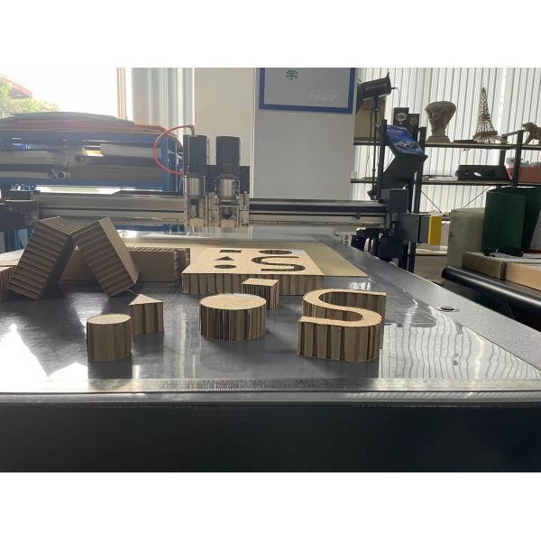 Quality Honeycomb Paper Board V CUT 45 Angle CENTER LINE Kiss Cut And Cut Through Cutting Machine for sale