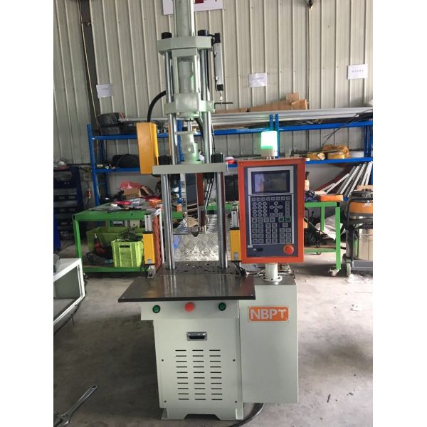 Quality PT-450D VERTICALE Vertical Sliding Table Plastic Injection Machine for sale