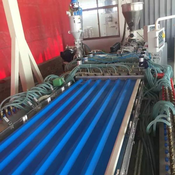 Quality Professional Double Screw PVC Hollow Sheet Extruder Machine with Satisfaction for sale