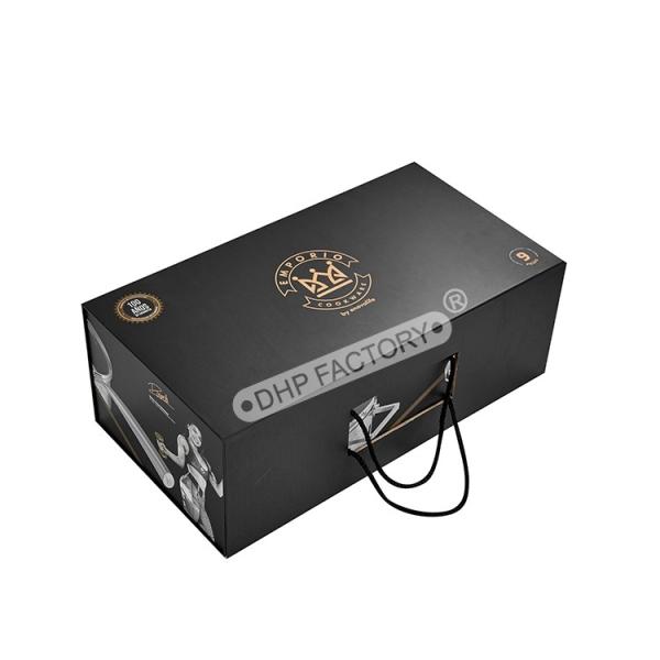 Quality Sturdy Foldable Magnetic Boxes Rigid Collapsible Cardboard Boxes With Handle for sale