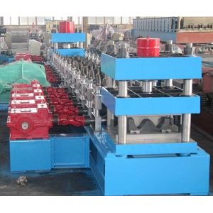 Quality Galvanized Steel Three Waves Motorway Guard Rail Roll Forming Equipment with for sale