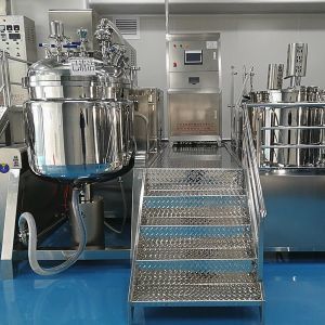 Quality 200 Liter Vacuum Emulsifier Mixer 540kg with heating function for sale