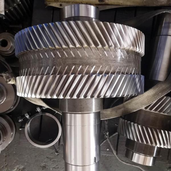 Quality DIN 18CrNiMo7 Steel 4 Module 77T Double Helical Gears For Gearbox for sale