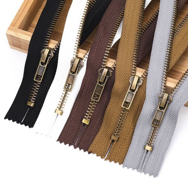 Quality #5 Metal Zipper With Close End, Ant Brass Color For Clothes for sale