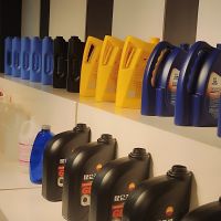 Quality 1-5L Fully Auto Lubricant Filling Line 1000-5000BPH 1000ml-5000ml for sale